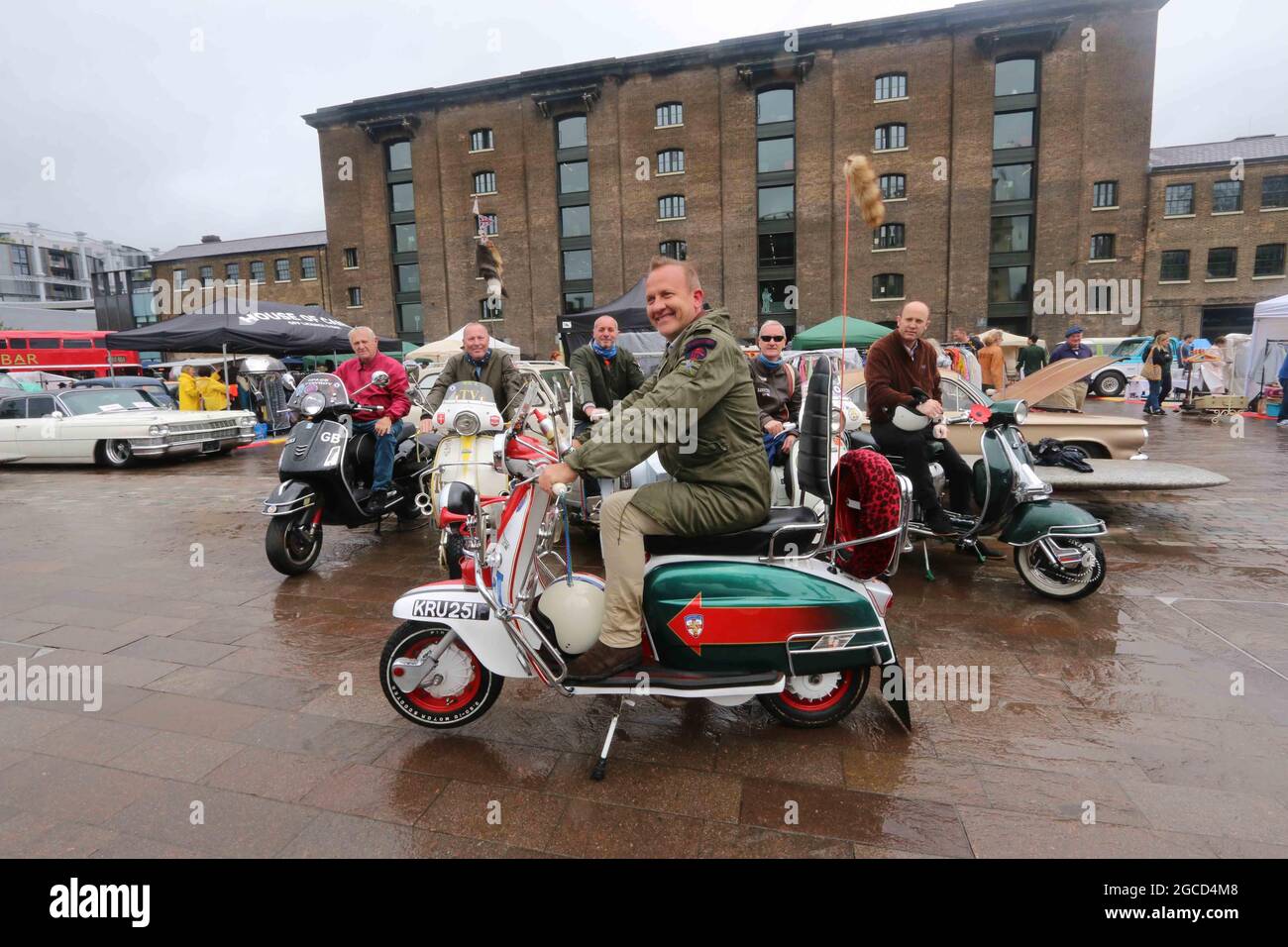 Hemingwaydesign hi-res stock photography and images - Alamy