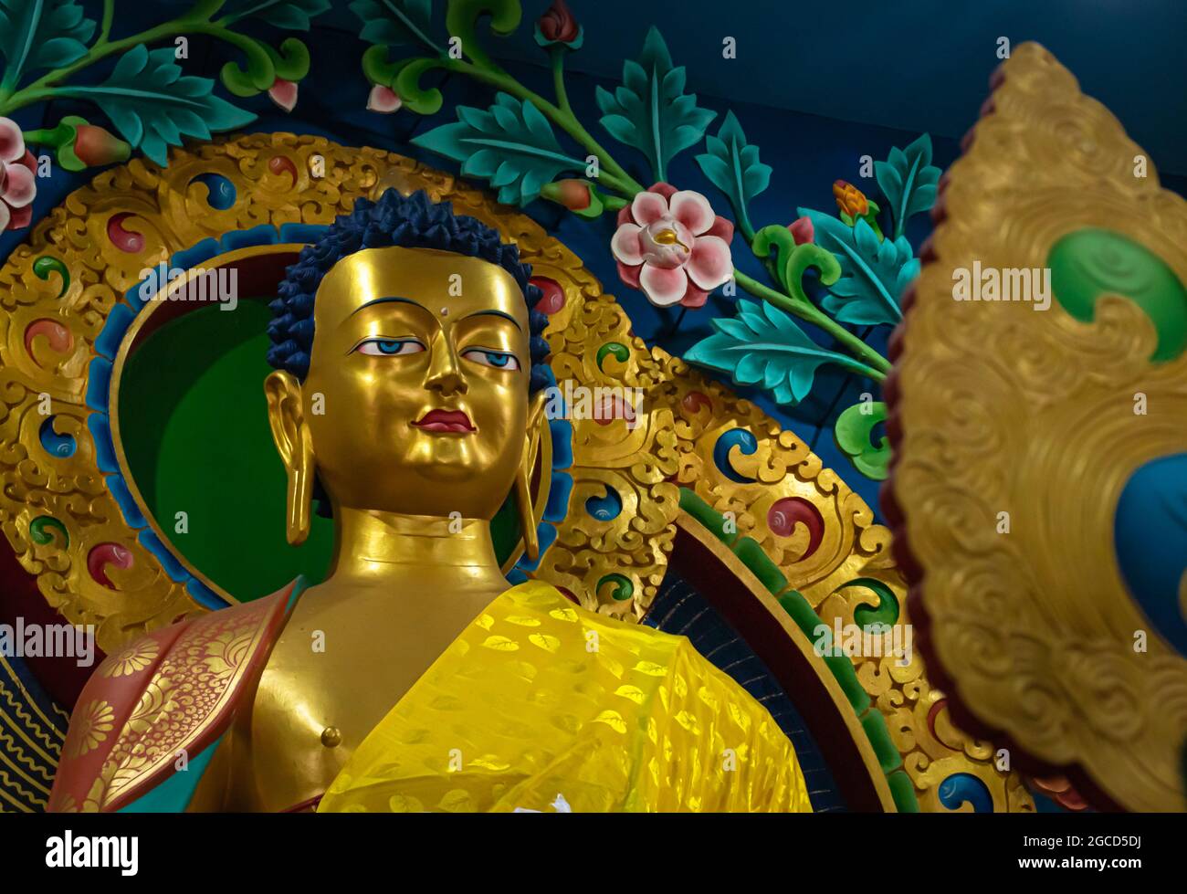 Lumla monastery hi-res stock photography and images - Alamy