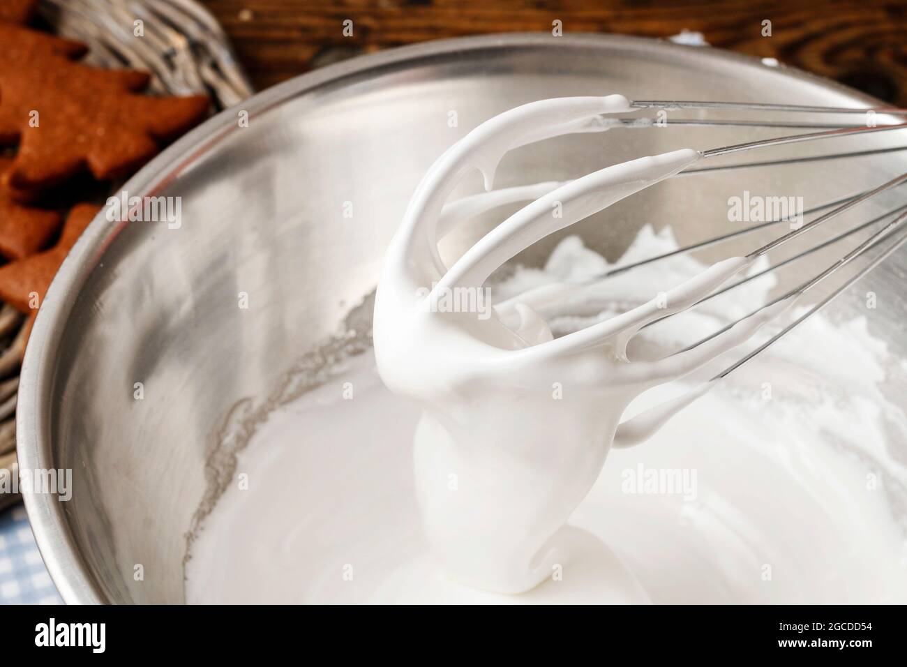 How to make icing for gingerbread christmas cookies. Step by step ...