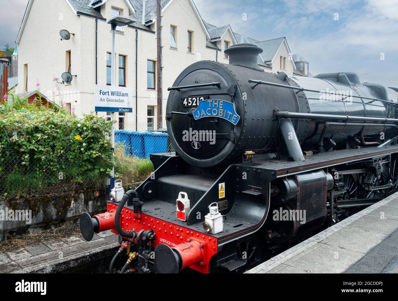 The Jacobite steam train in Fort William Station, West Highlands ...