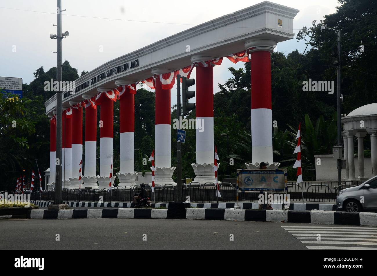 Bogor, Indonesia. 08th Aug, 2021. 'Lawang salapan' adjacent to the ...