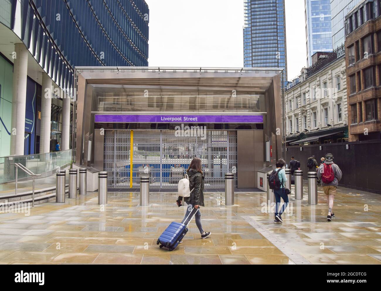 Piccadilly line construction hi-res stock photography and images - Alamy