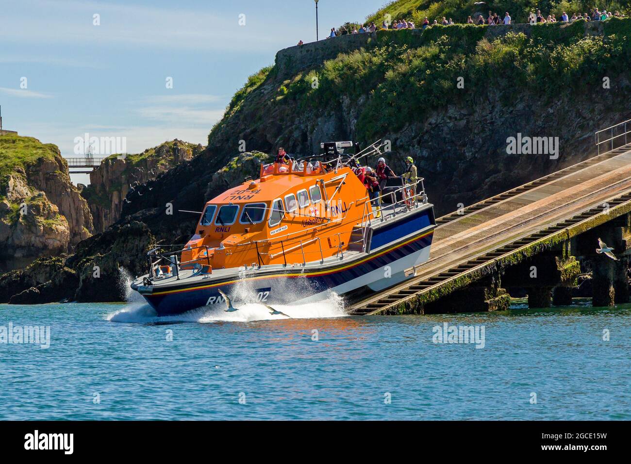 Rnli tamar class lifeboat hi-res stock photography and images - Alamy