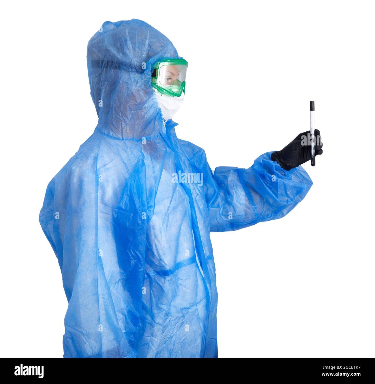 Medical healthcare technologist holding COVID-19 swab, wearing PPE ...