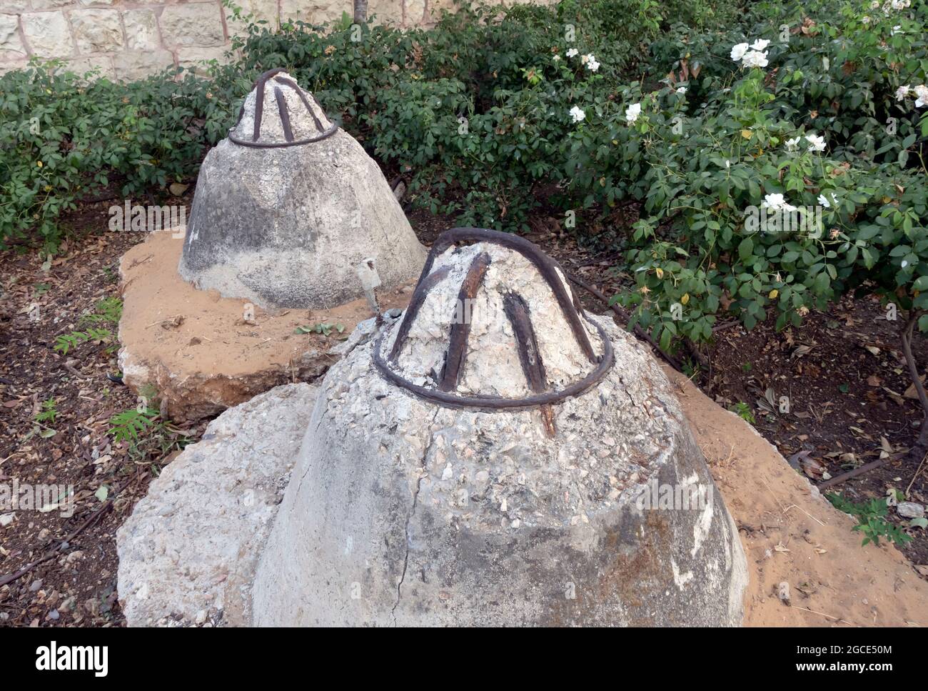 Concrete dragons teeth hi-res stock photography and images - Alamy