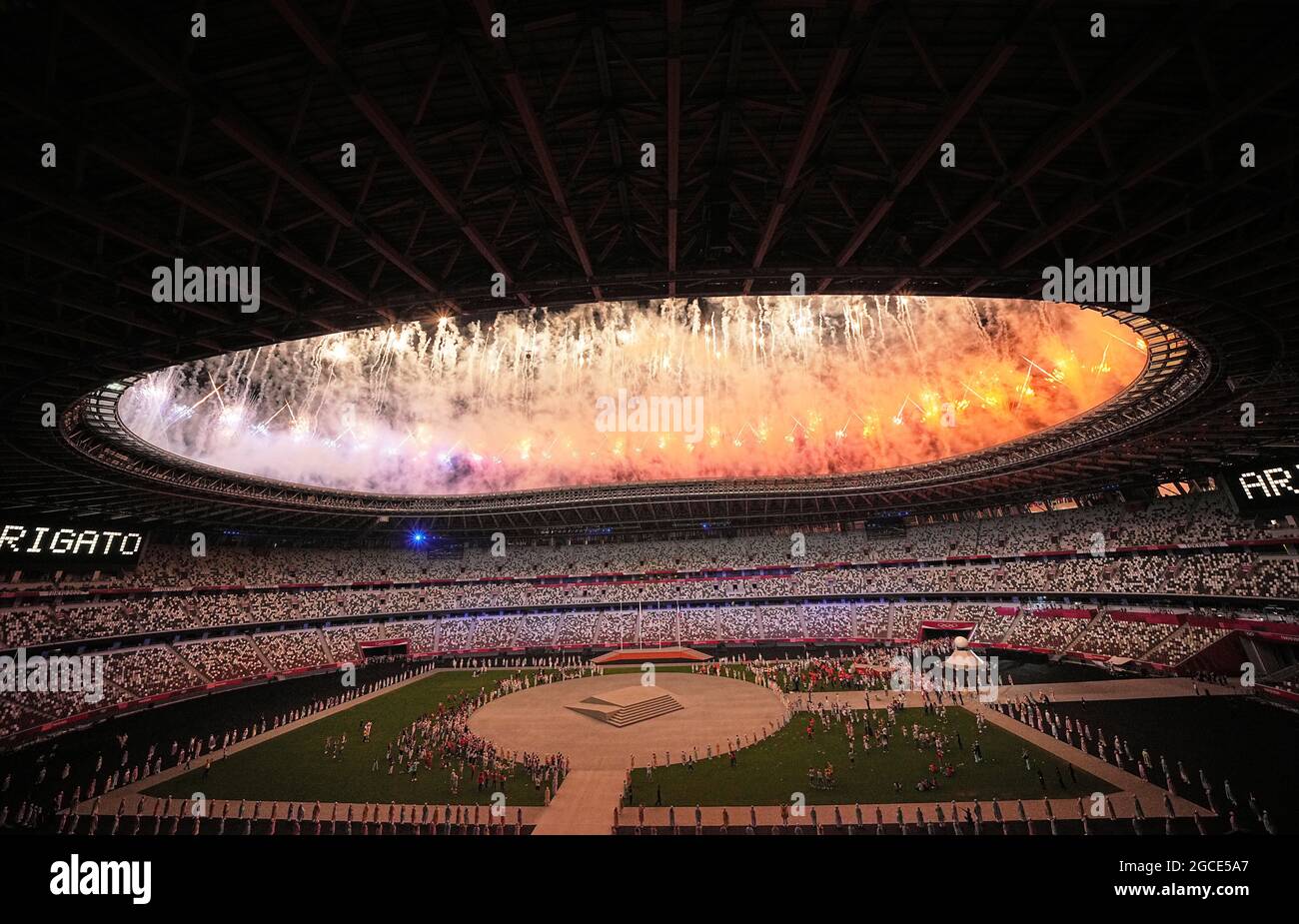 Tokio, Japan. 08th Aug, 2021. Olympics: Closing ceremony at the Olympic ...