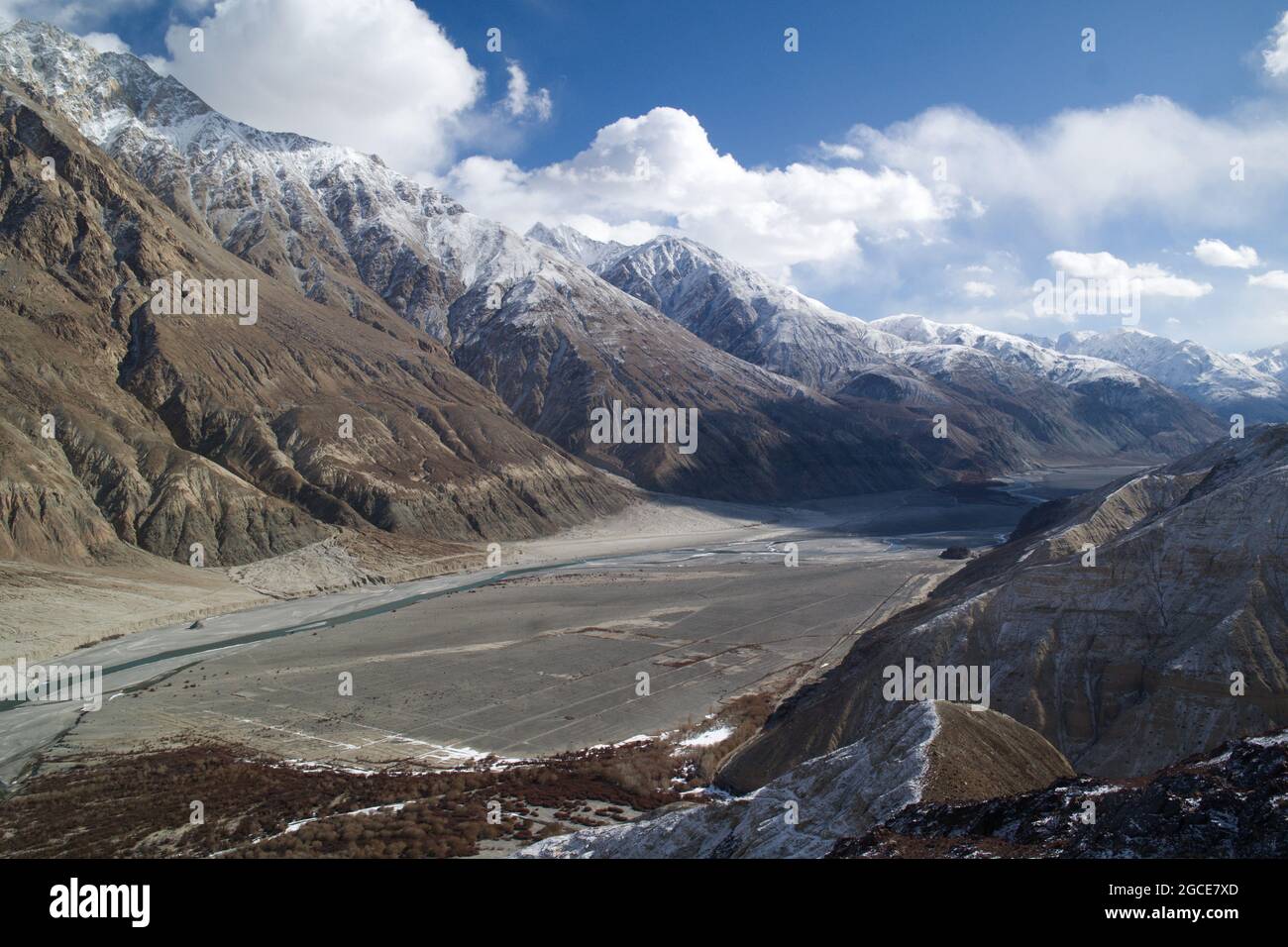 High-altitude desert of Nubra Valley, Ladakh Stock Photo - Alamy