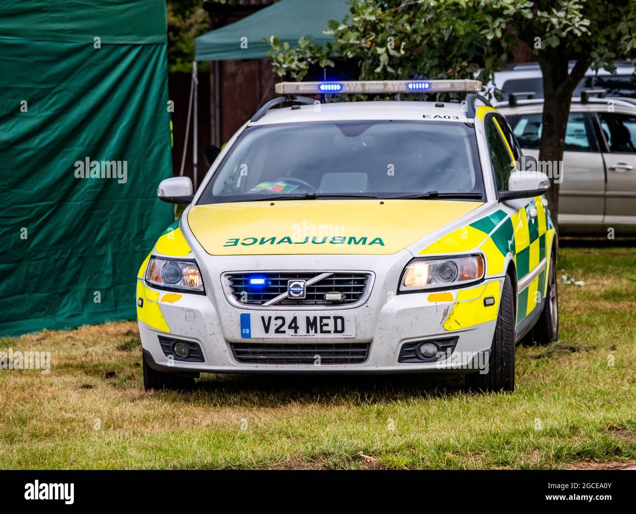 Festival of Wheels, Ipswich – July 20201. Front on view of an ambulance ...