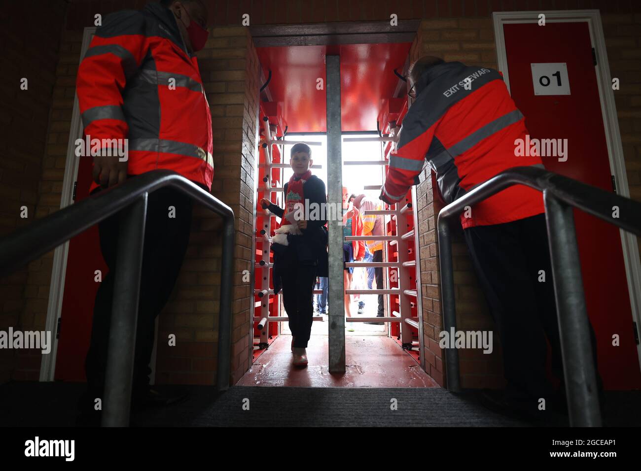 Liverpool fans anfield turnstiles hi-res stock photography and images ...
