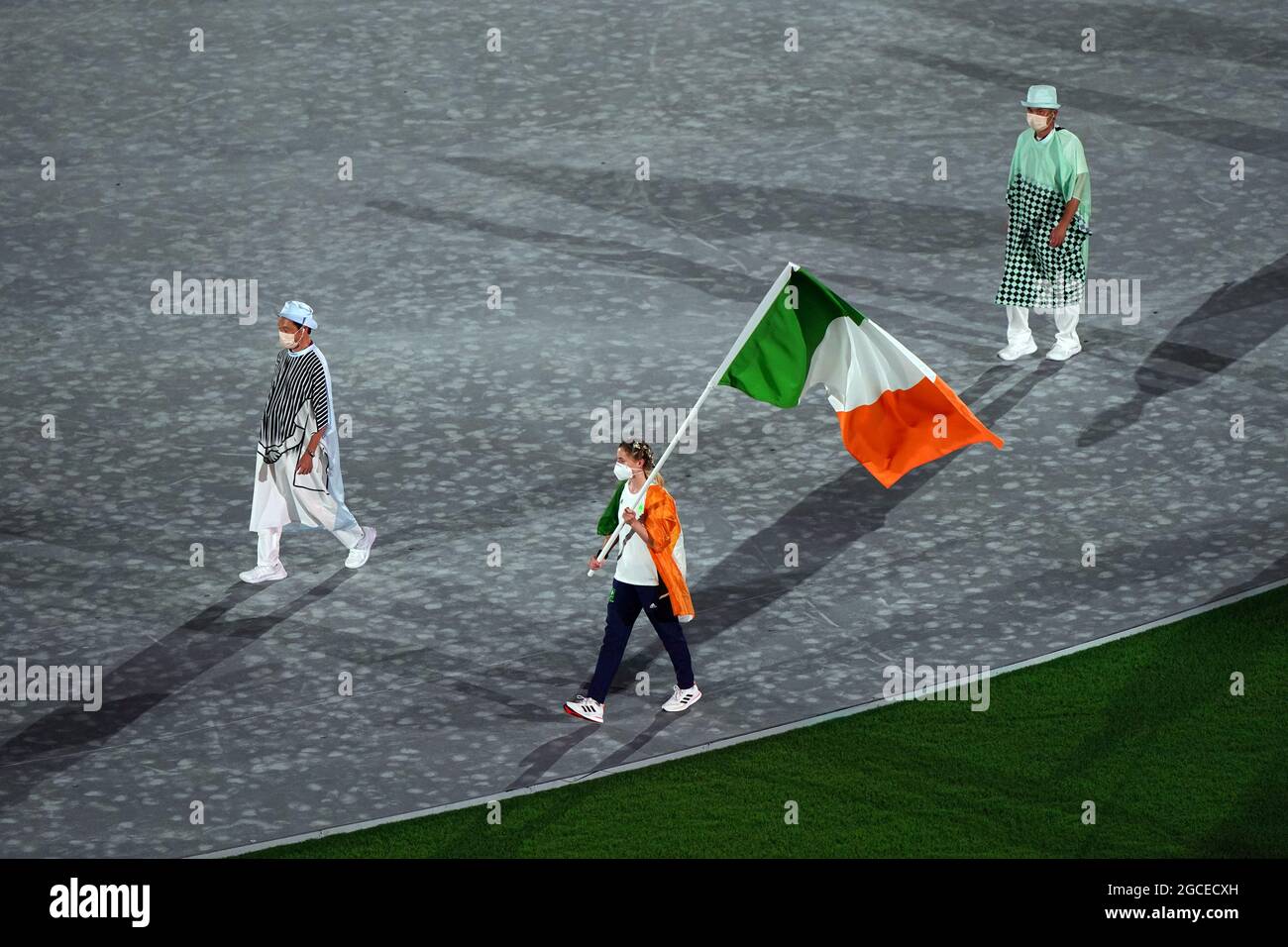 Ireland's Natalya Coyle with the tricolour flag during the closing ...