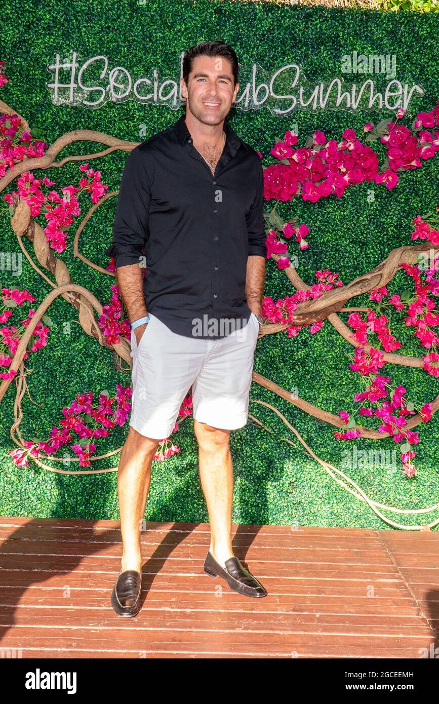 Rob Finnerty attends Bella Magazine's Annual Hamptons Cover Party ...