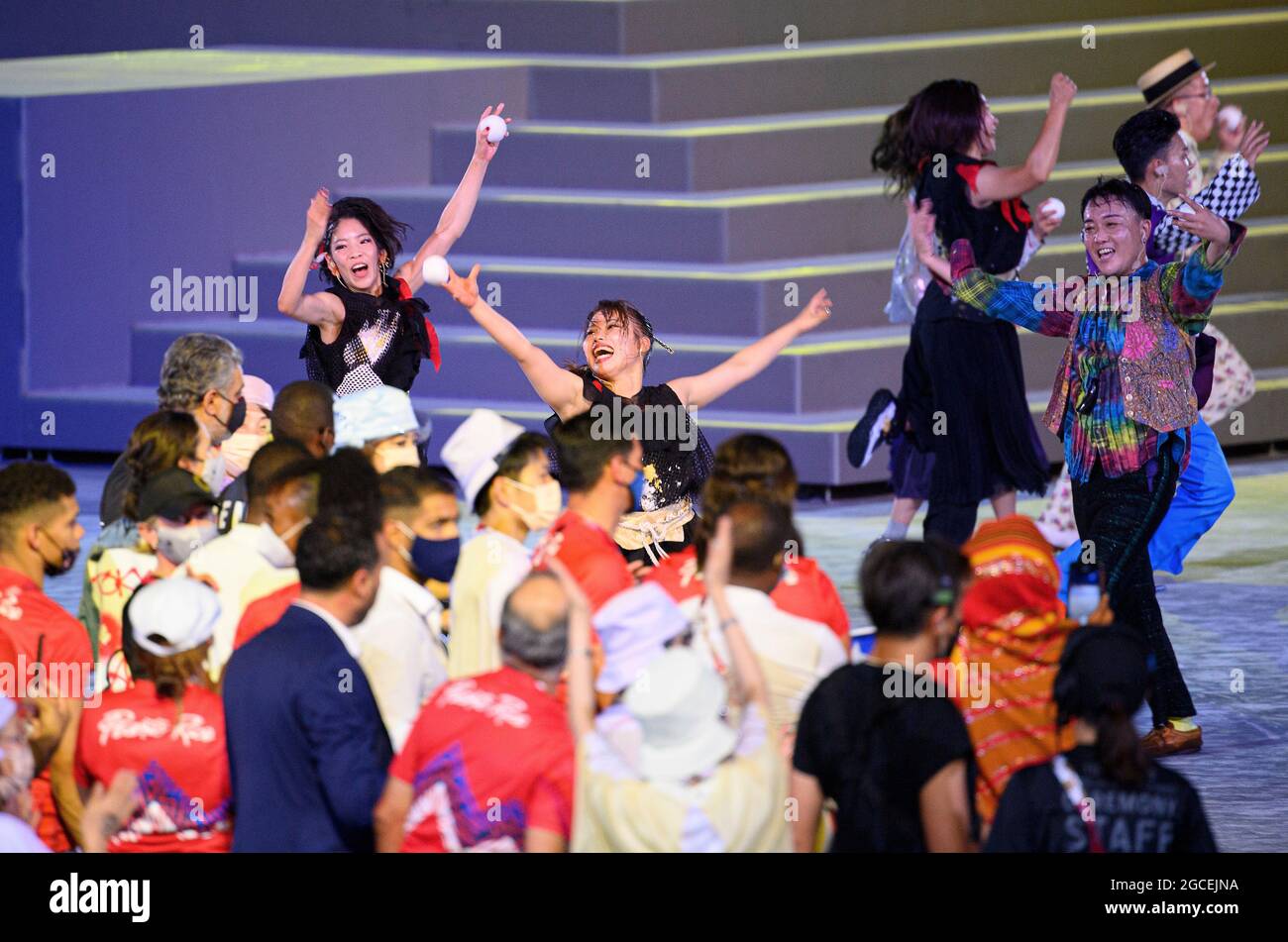 Tokyo, Japan. 08th Aug, 2021. Dancers with a choreography, closing ...
