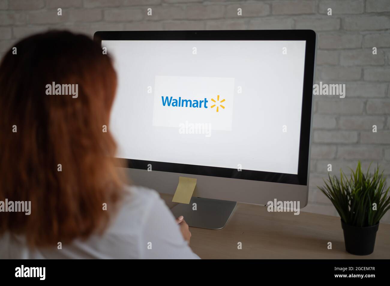 Walmart concept store hi-res stock photography and images - Alamy
