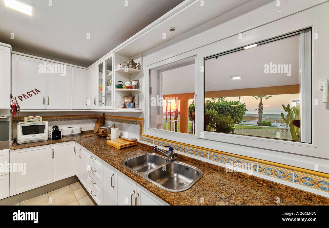 Cocinas hi-res stock photography and images - Alamy