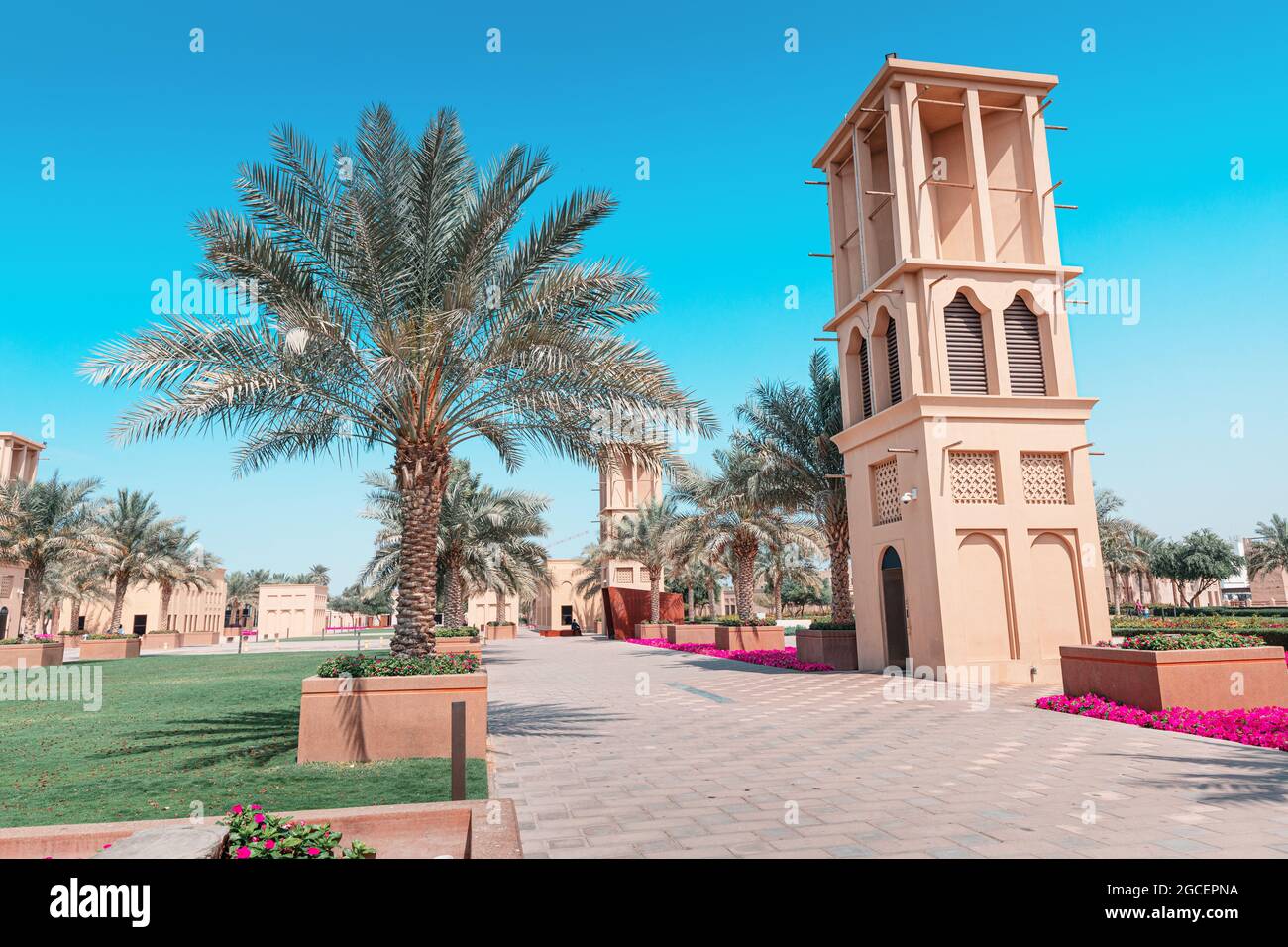 A symbol of the architecture of Dubai and the United Arab Emirates ...