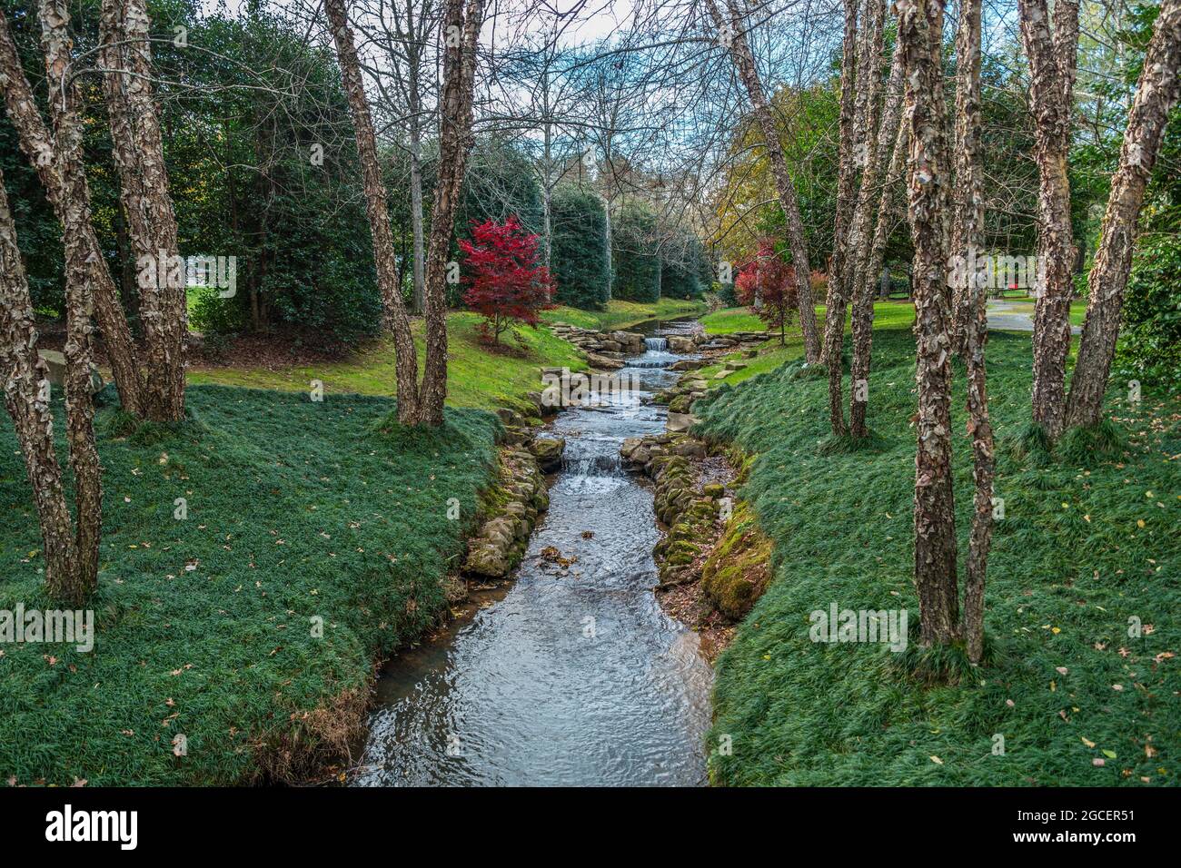 Well manicured hi-res stock photography and images - Alamy