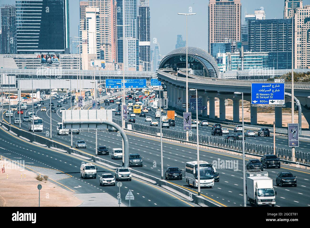 Downtown dubai metro rails hi-res stock photography and images - Alamy