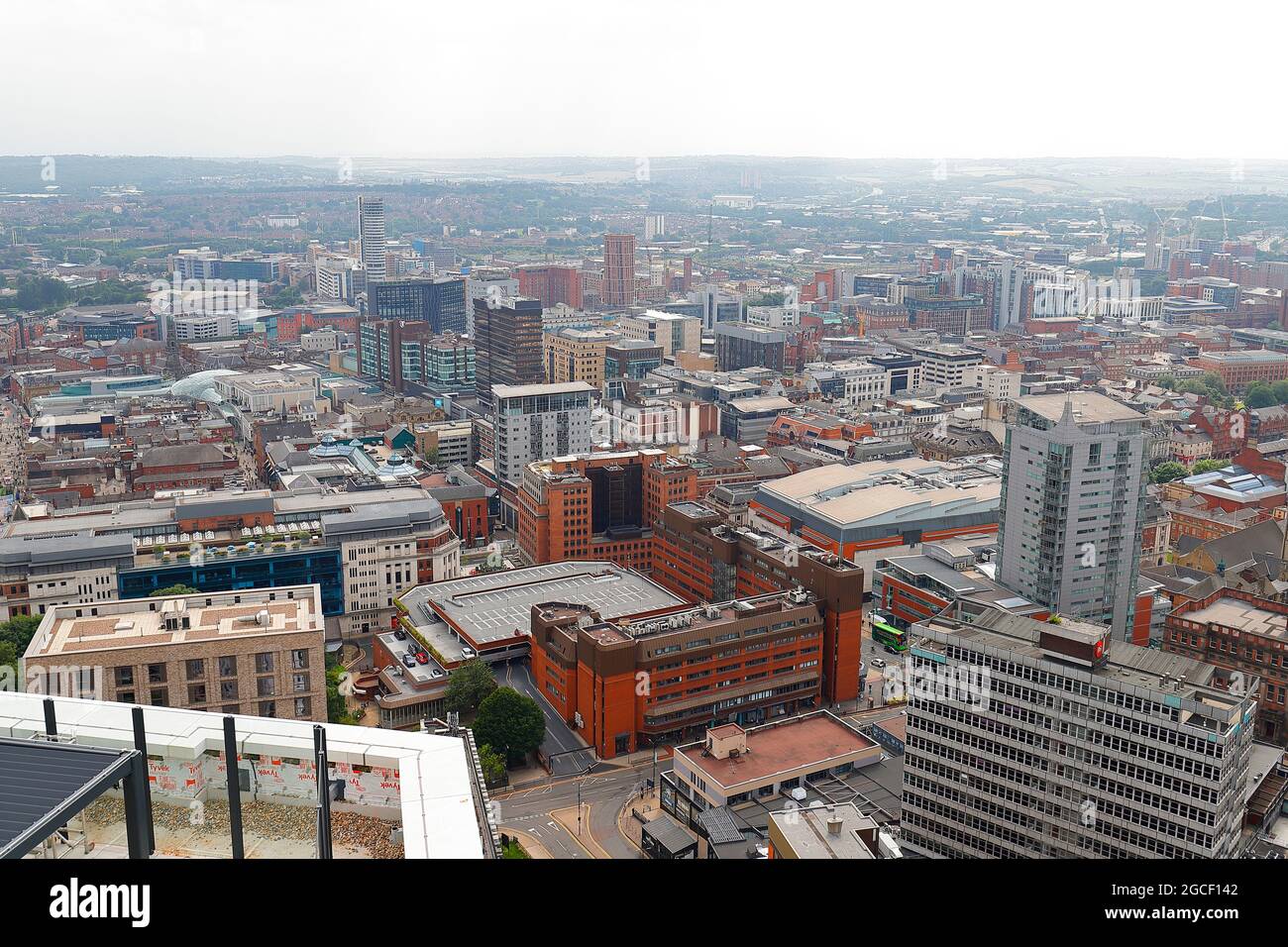 A view of Leeds City Centre from the top of Yorkshire's Tallest ...
