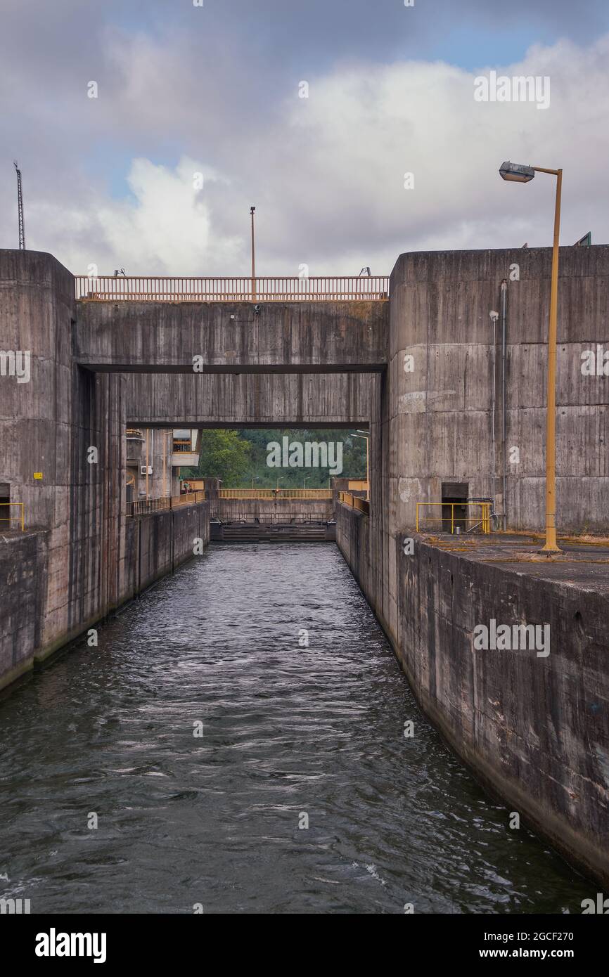Water Lock for Cruise Boats Navigation in Crestuma - Lever Dam ...