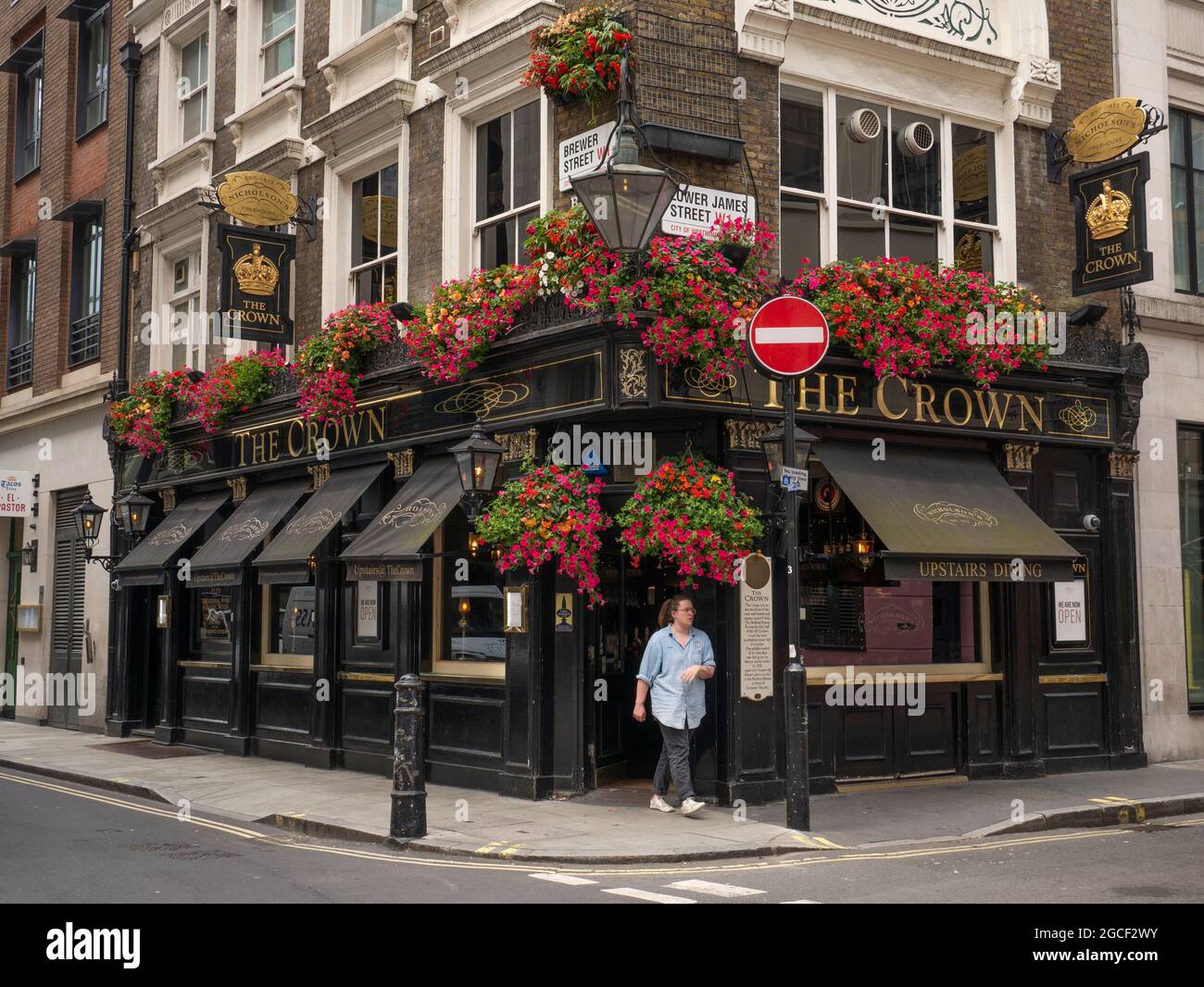 The Crown London Soho Pub Stock Photo - Alamy