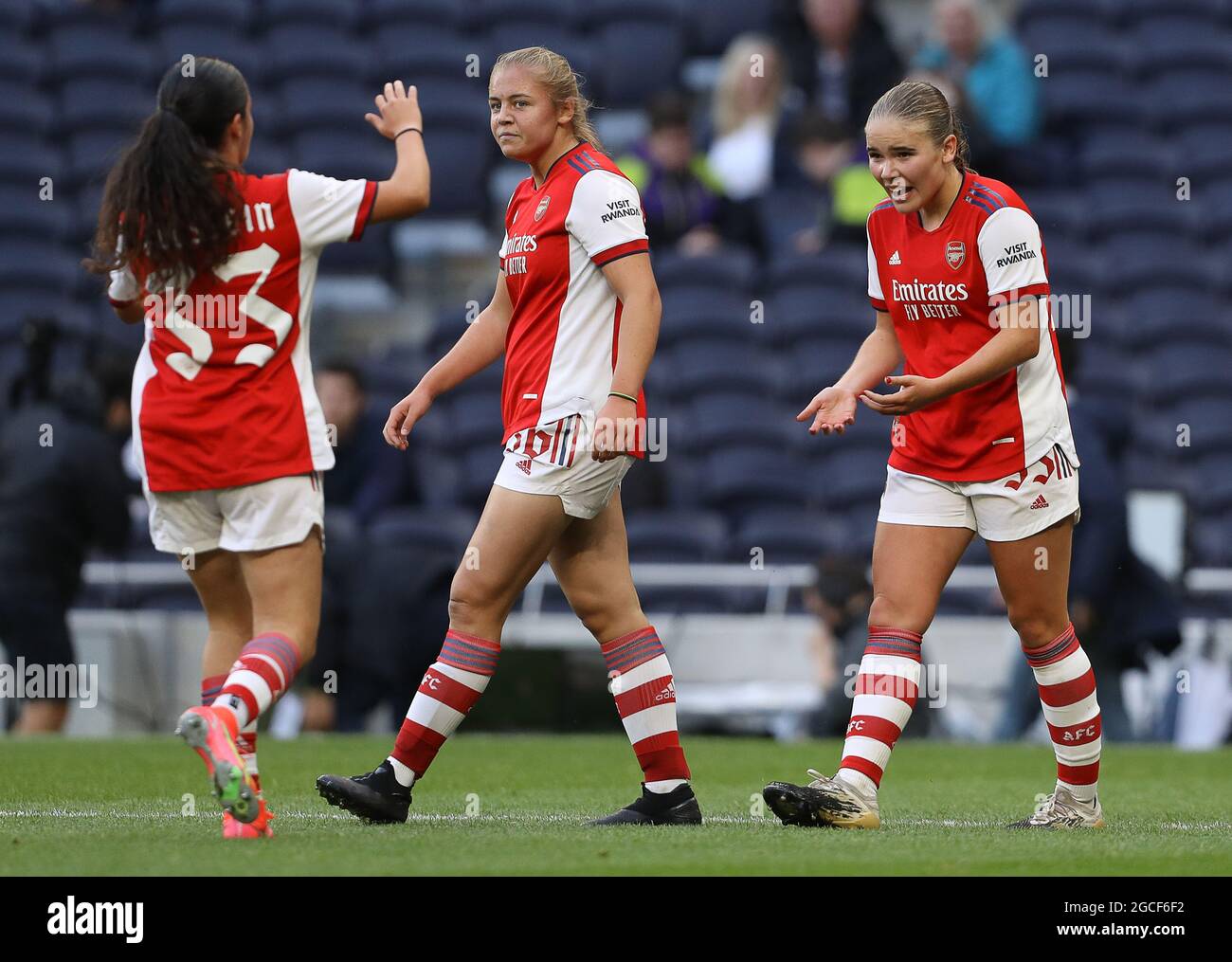 Season 4 2021 hi-res stock photography and images - Alamy