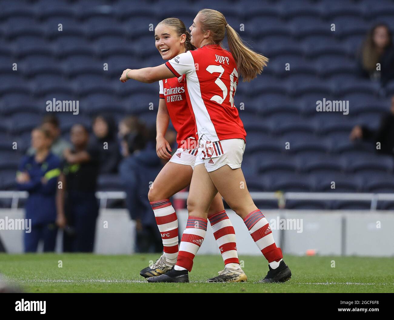 Season 4 2021 hi-res stock photography and images - Alamy