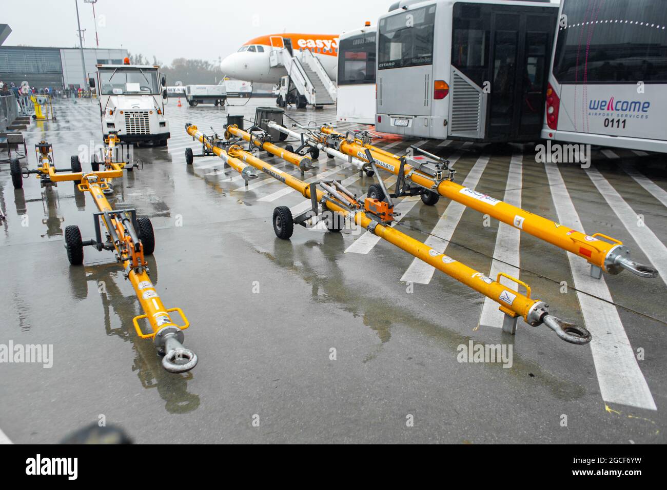 Towing trolley hi-res stock photography and images - Alamy
