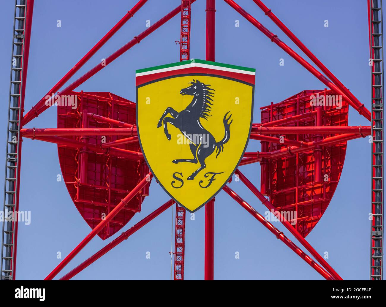Red Force 112 Mph 367 Foot Ferrari Themed Rollercoaster Ferrari Land ...