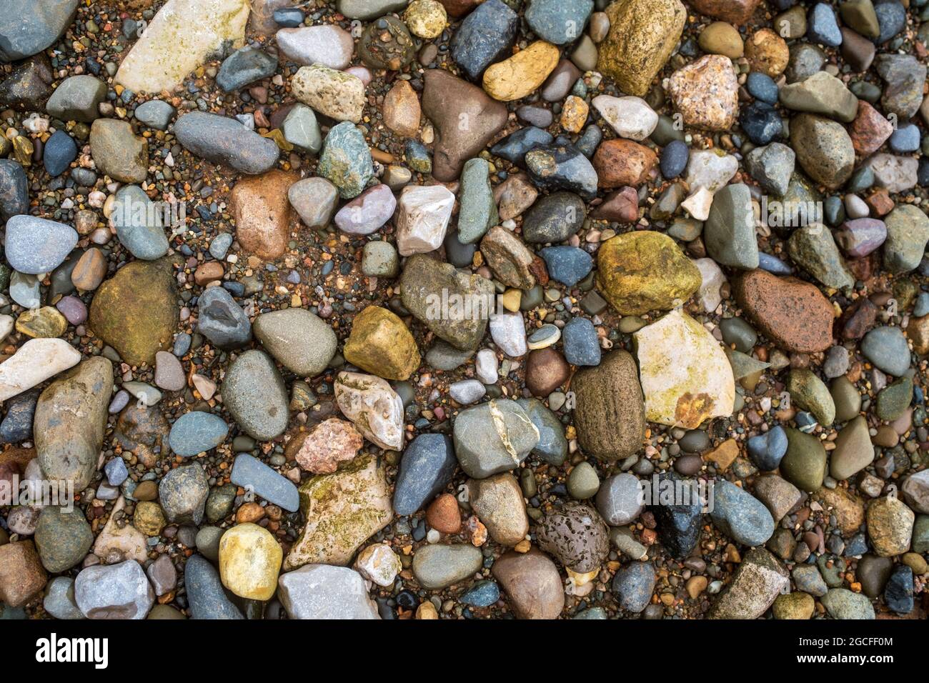 Large pebbles on rocky sea hi-res stock photography and images - Alamy
