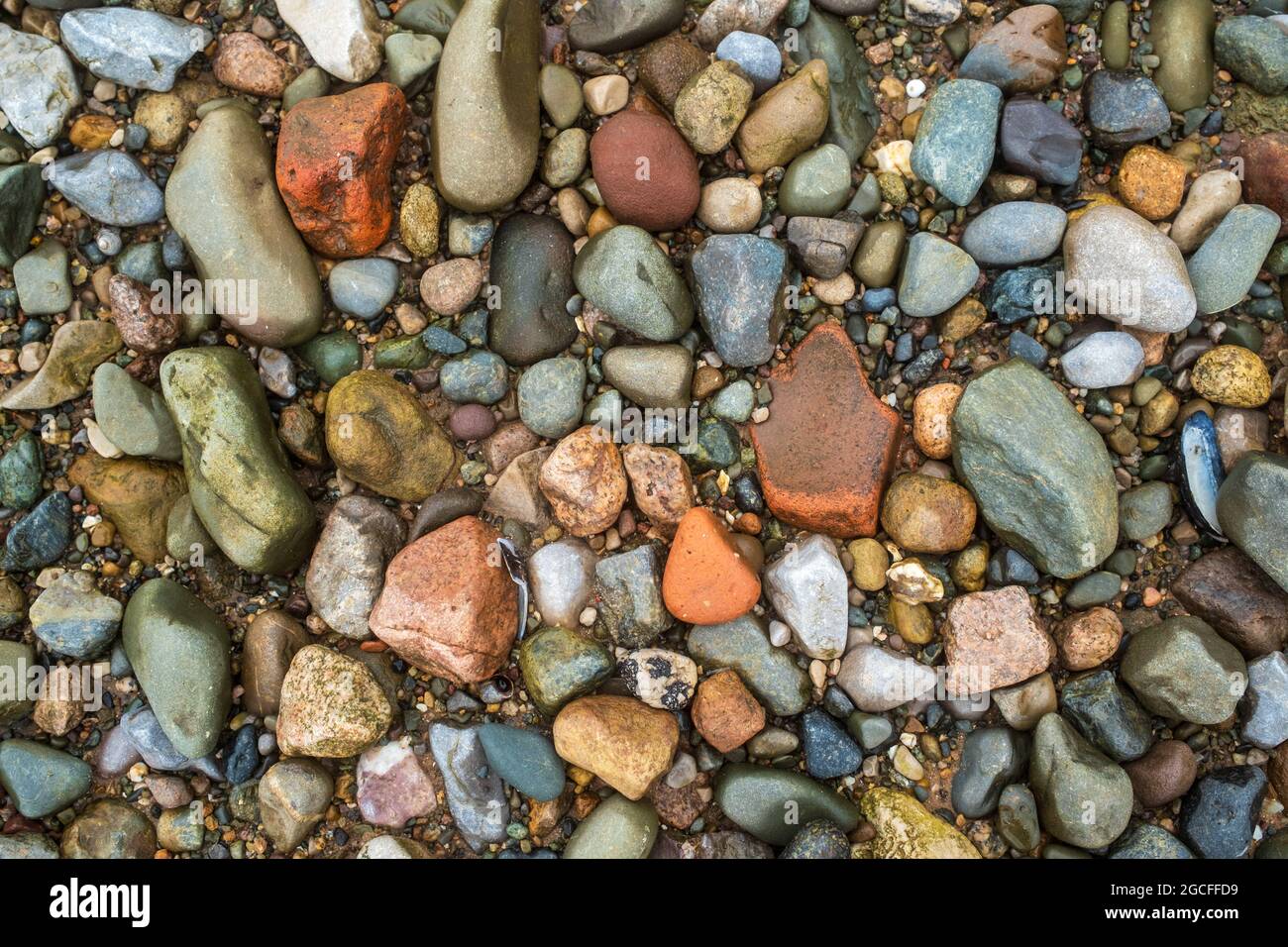Beach cobbles hi-res stock photography and images - Alamy