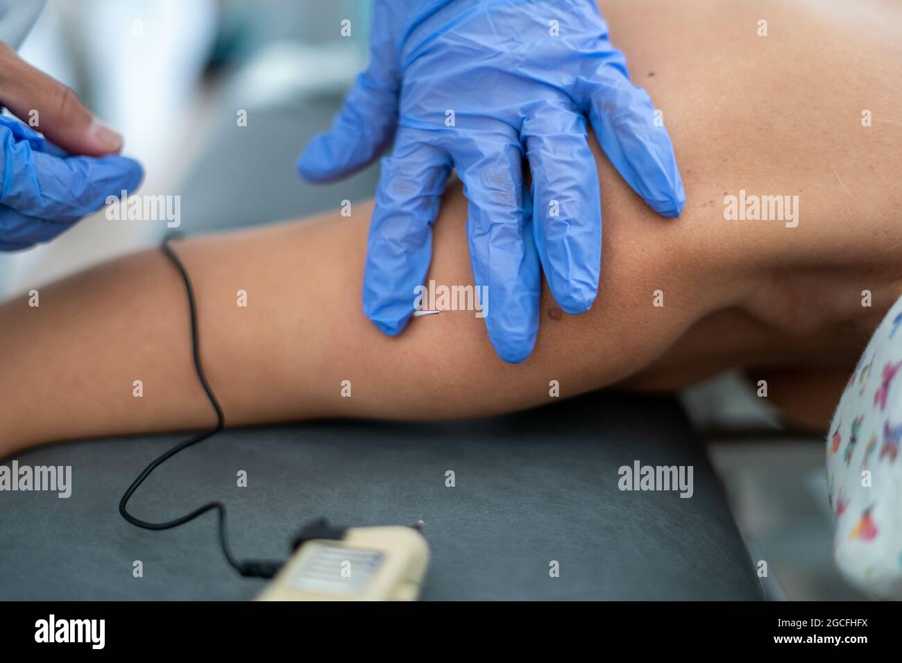 Woman shot needle arm hi-res stock photography and images - Alamy