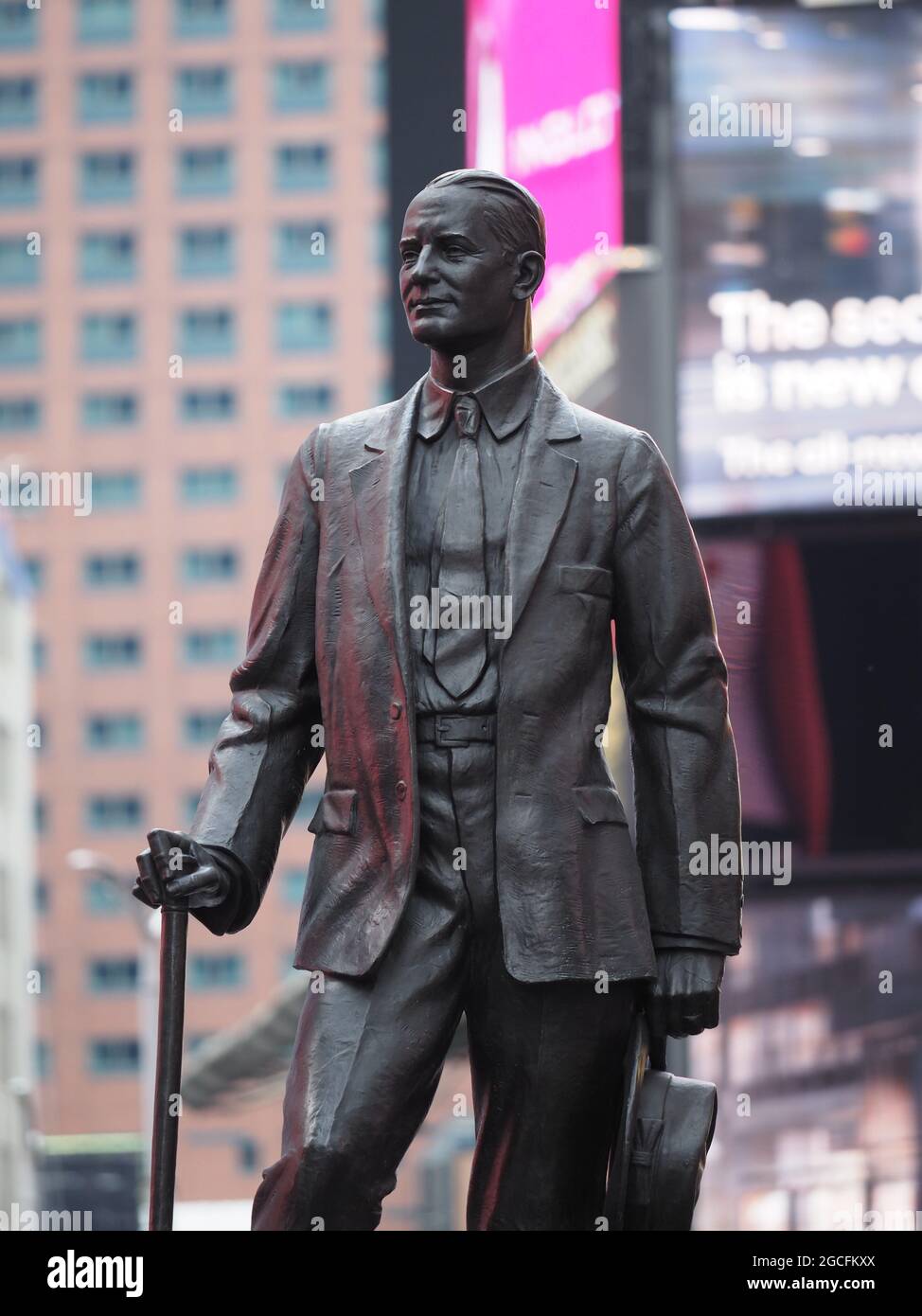 Image of the George M. Cohan statue in Times Square, New York Stock ...