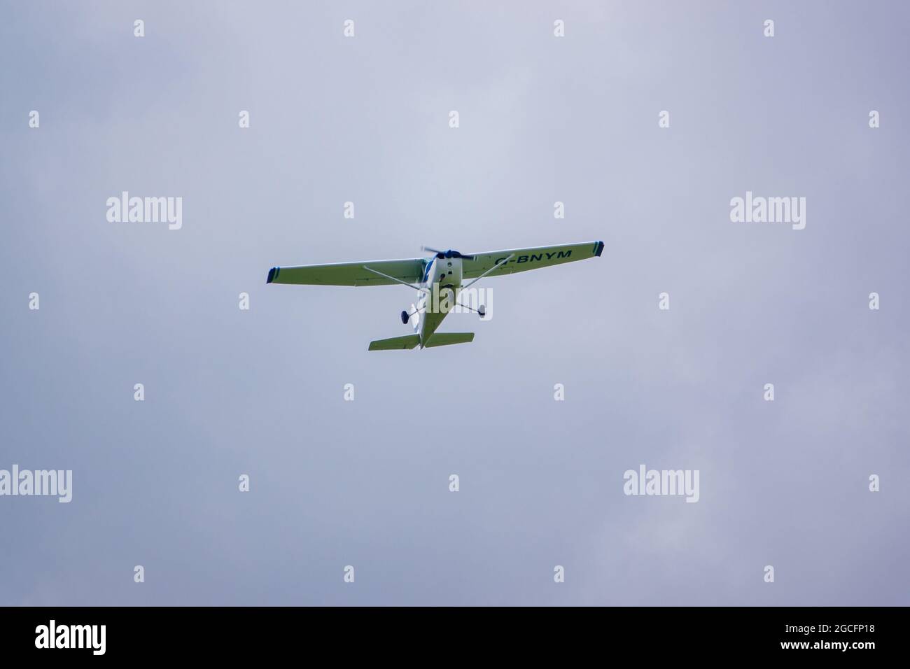 training light aircraft G-BNYM Cessna 172N Skyhawk, Kestrel Syndicate ...