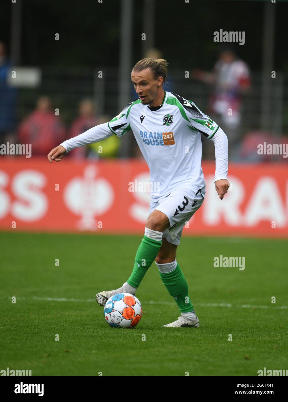 Niklas Hult Hannover 96 High Resolution Stock Photography and Images ...