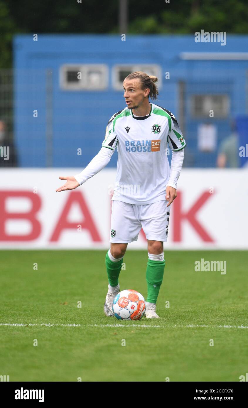 Niklas Hult Hannover 96 High Resolution Stock Photography and Images ...