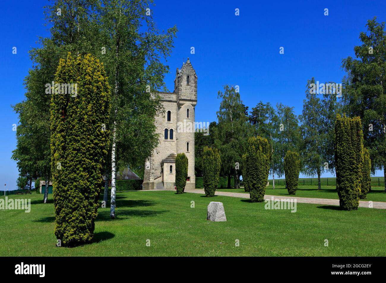 The Ulster Tower commemorating the men of the 36th (Ulster) Division ...