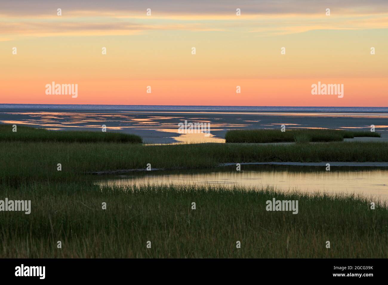 Sunset on Cape Cod Bay at Paine's Creek Beach, Brewster, Massachusetts ...