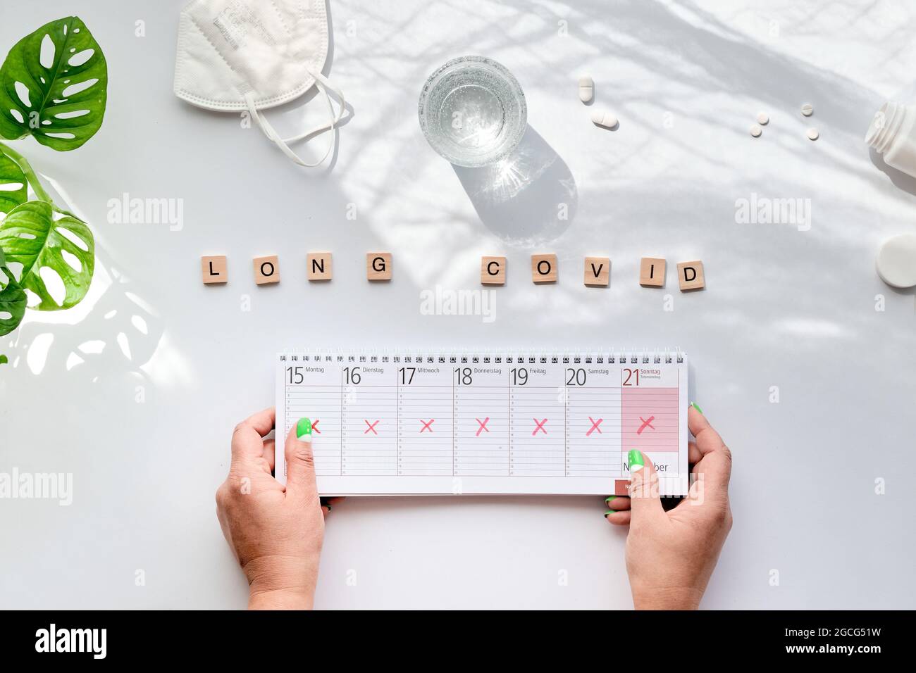 Crossed out days hi-res stock photography and images - Alamy