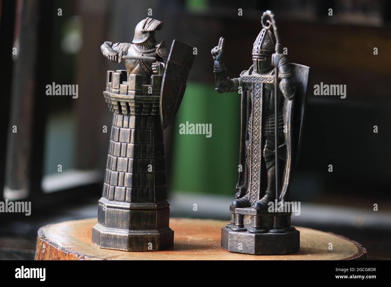 Knight templar battle hi-res stock photography and images - Alamy