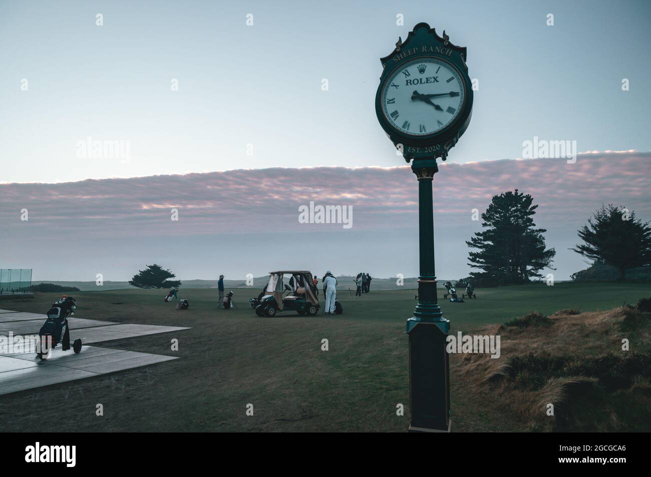 Rolex clock golf course hi-res stock photography and images - Alamy