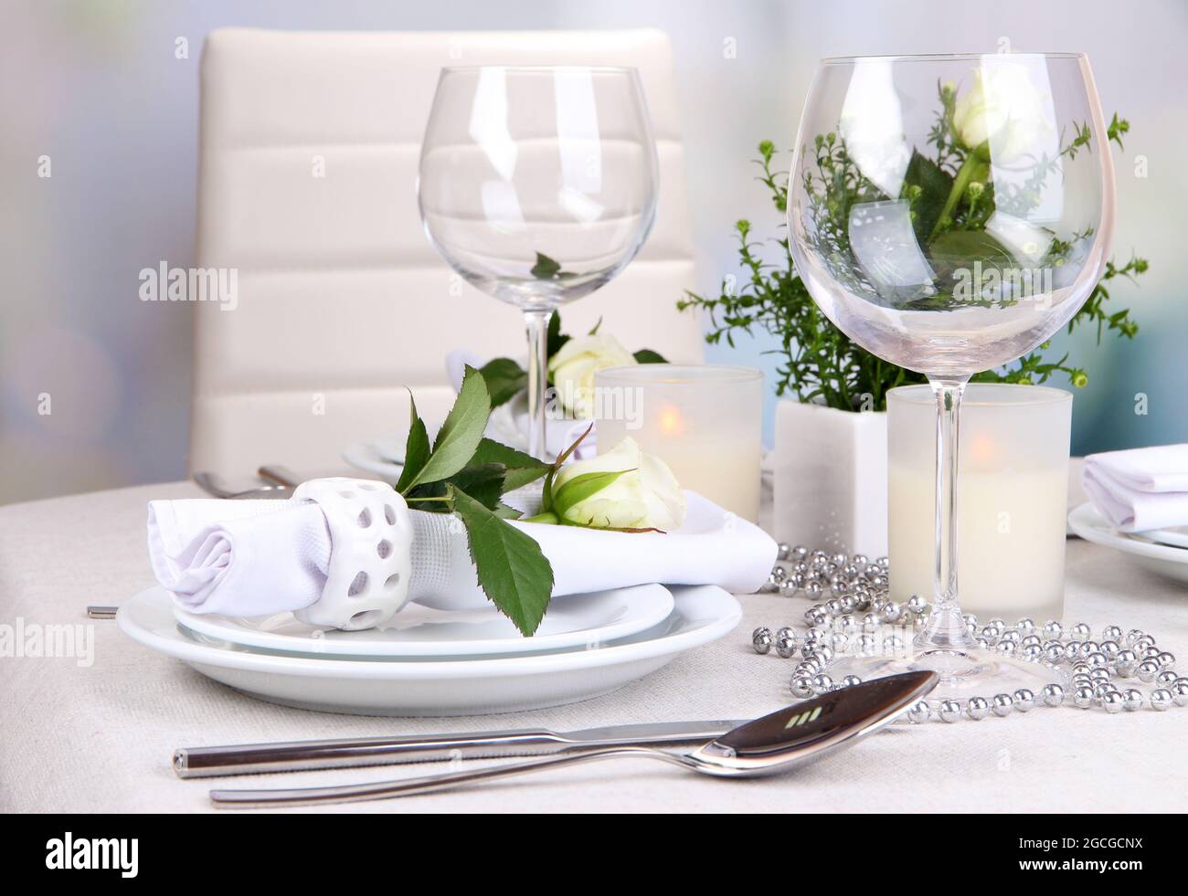 Table arrangement in restaurant Stock Photo - Alamy