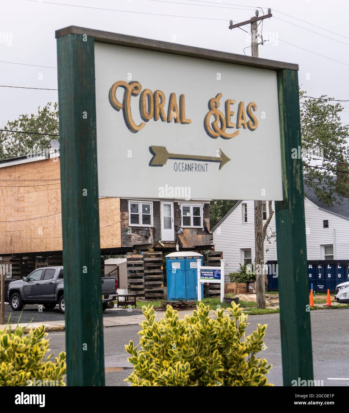 Motel sign on Long Beach Island, NJ Stock Photo - Alamy