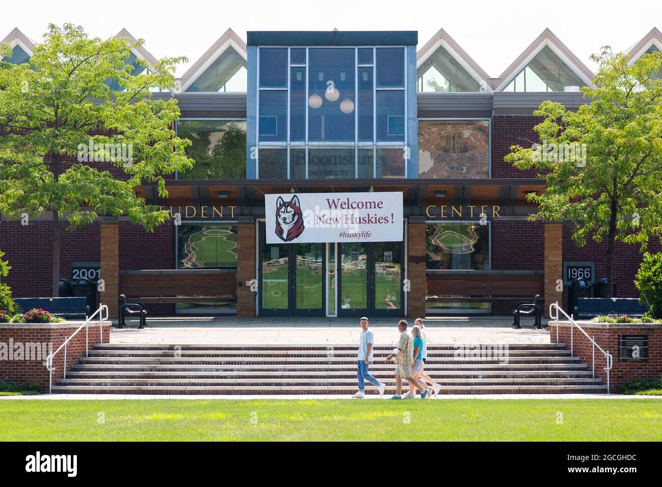 Warren student services center hi-res stock photography and images - Alamy