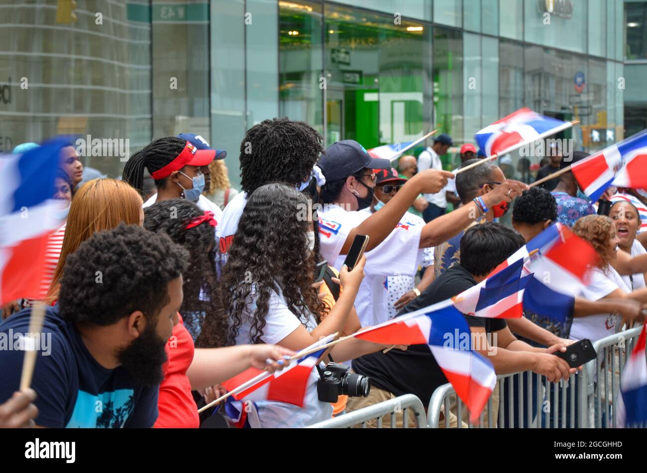 Dominican new yorkers hi-res stock photography and images - Alamy