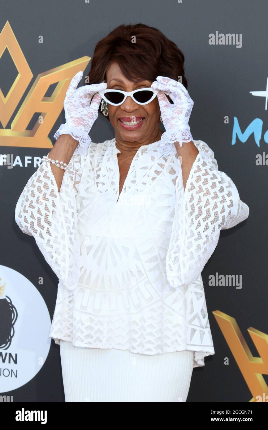 LOS ANGELES - AUG 8: Congresswoman Maxine Waters at the Heirs Of Afrika ...