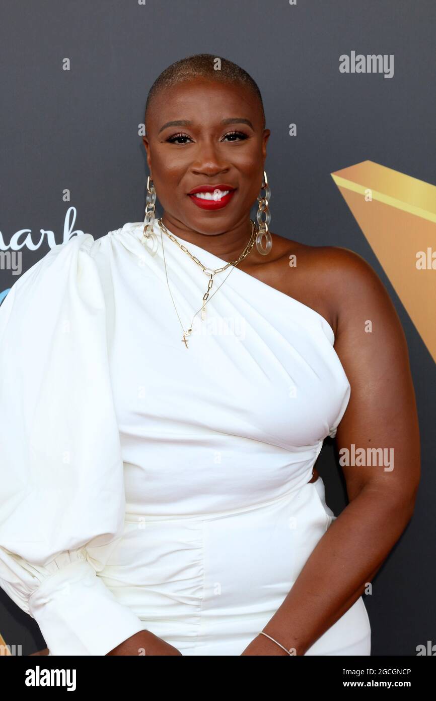 LOS ANGELES - AUG 8: Aisha Hinds at the Heirs Of Afrika 4th Annual ...