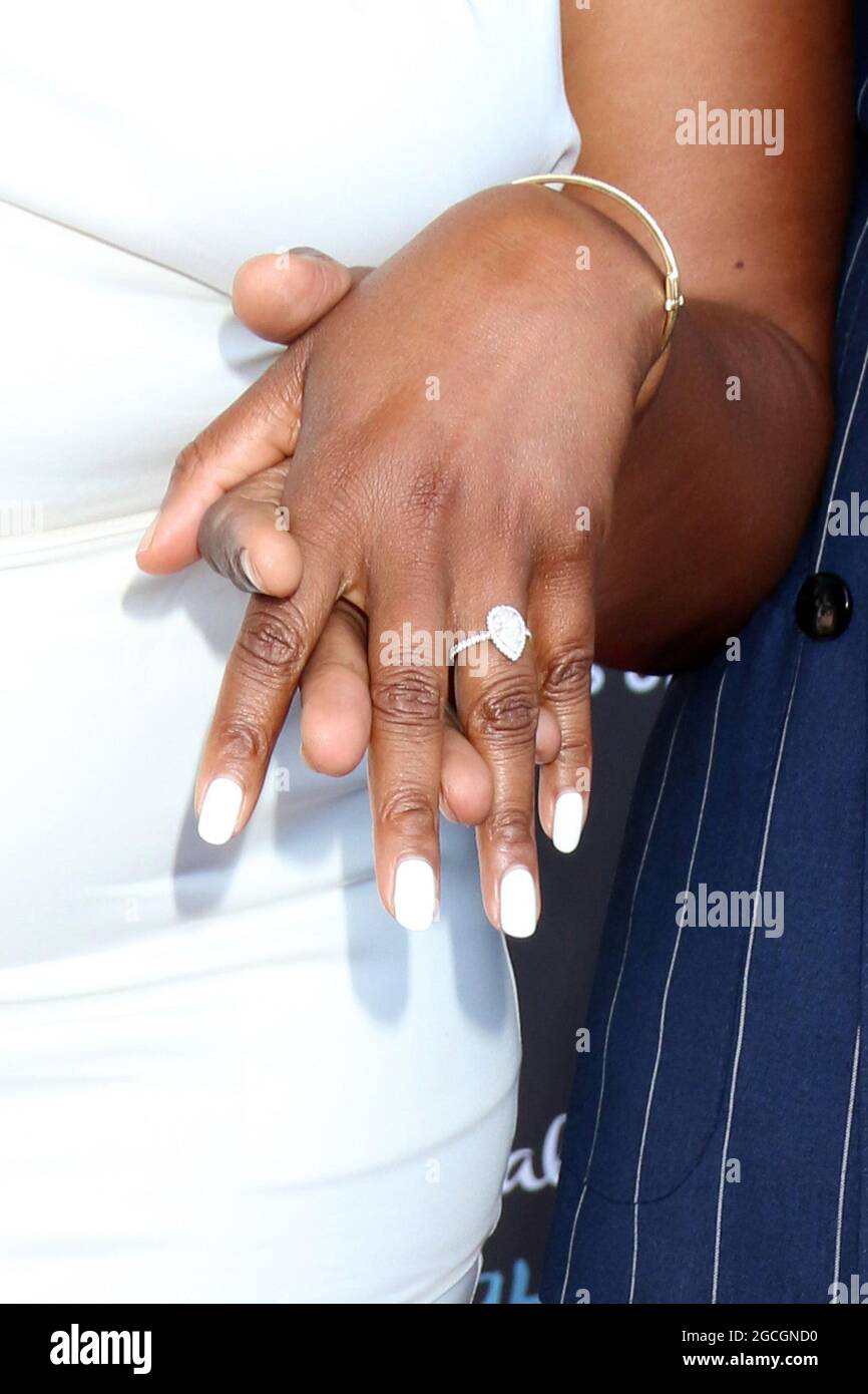 LOS ANGELES - AUG 8: Aisha Hinds, fiance Silky Valente at the Heirs Of ...