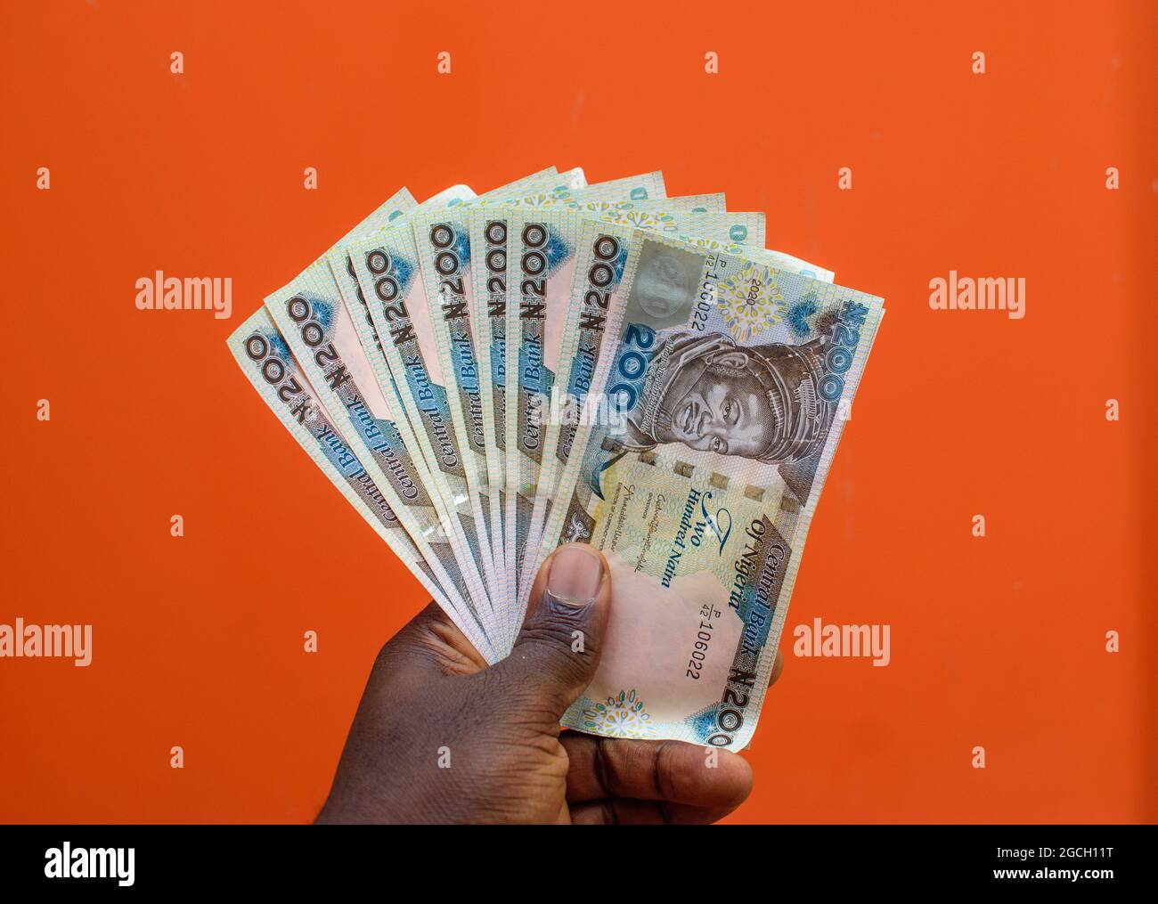 African hand holding hi-res stock photography and images - Alamy