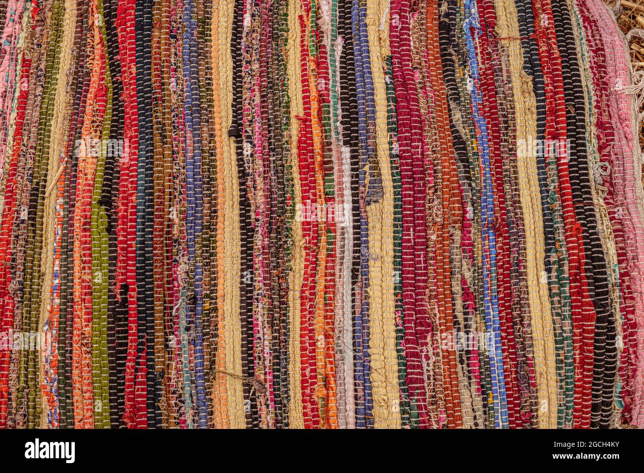 traditional romanian rug carpet background Stock Photo - Alamy