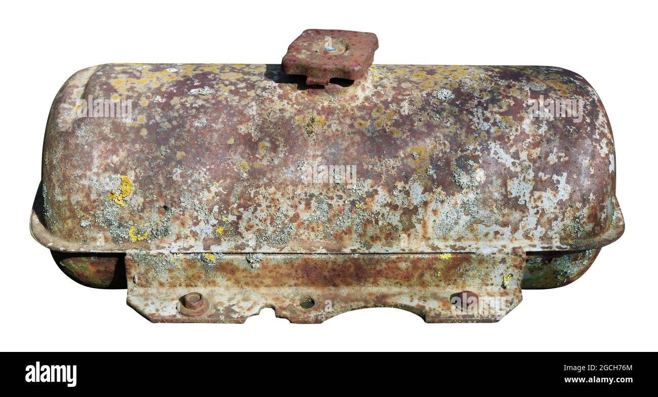 Old rusty mossy vintage metal can for motor oil isolated on white Stock ...